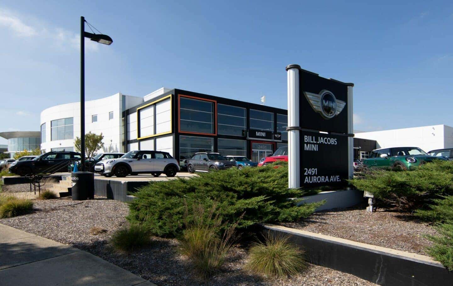 About Bill Jacobs Auto Group | Luxury Cars Near Chicago