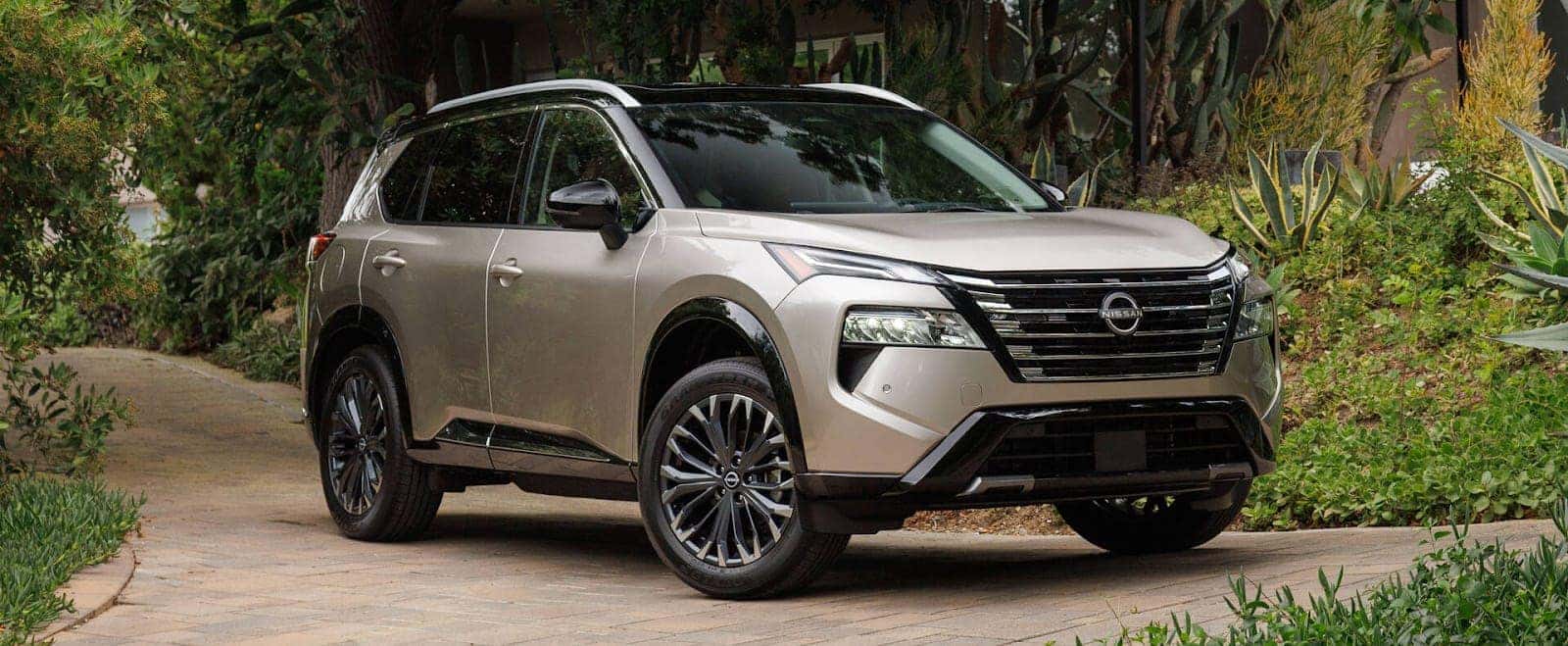 2024 Nissan Rogue vs 2024 Kia Sportage Comparison l Maus Nissan